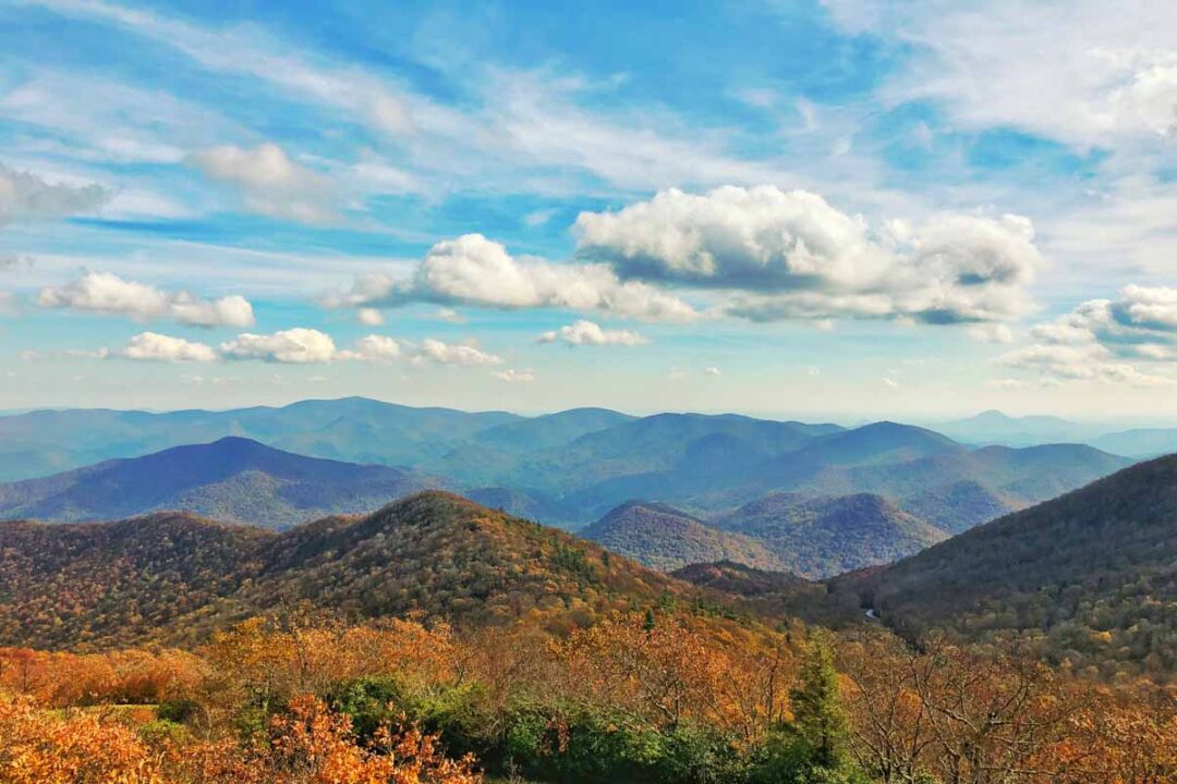 The 16 Most Beautiful Places to See Fall Foliage in Georgia