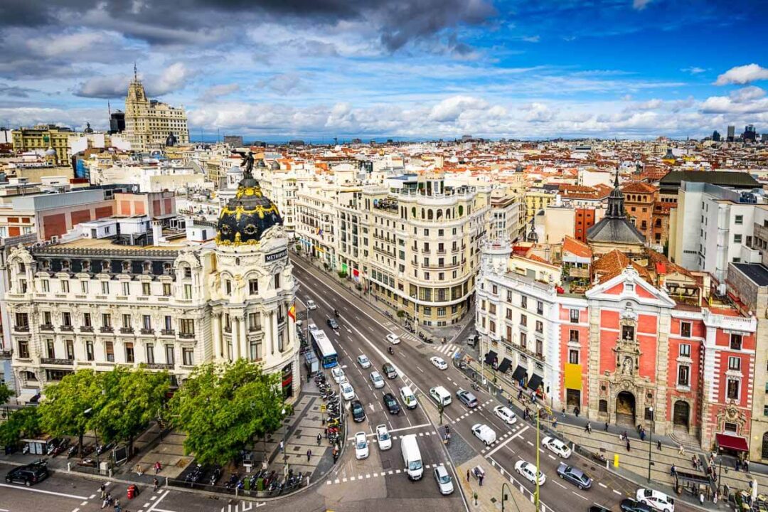Spain or Italy: Which Country Should You Visit?