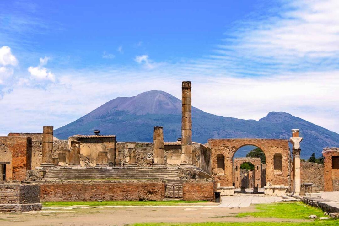 Spain or Italy: Which Country Should You Visit?
