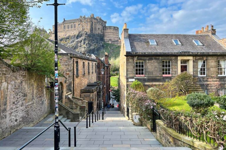 Scotland vs. Ireland: Which Is Better to Visit on Vacation?